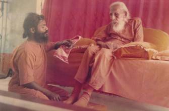 BABA DEVI SAHAB KE SANSMARAN - Santmat